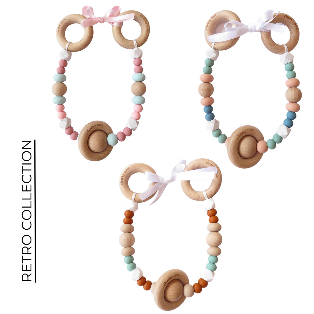 RATTLE Pram Garland | RETRO Collection | cheeky toes™ – Marli & Me™